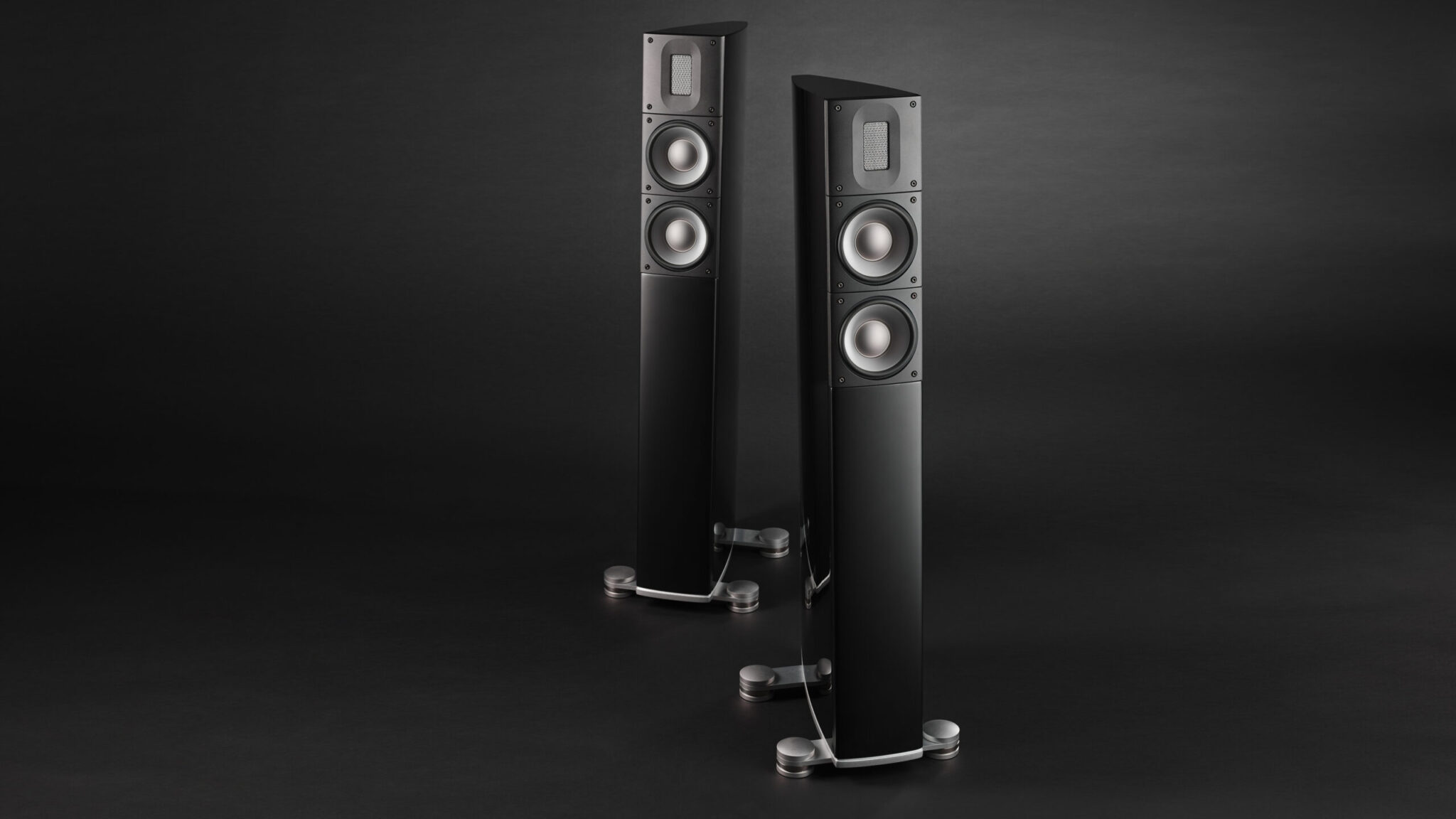 Raidho X2t - The Best Looking Small Floorstanding Speaker?