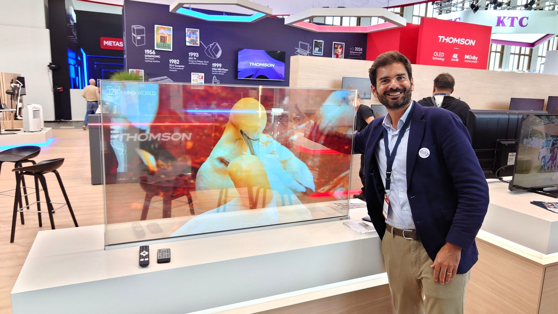 Thomson Scenium Transparent OLED - Tech Reviews