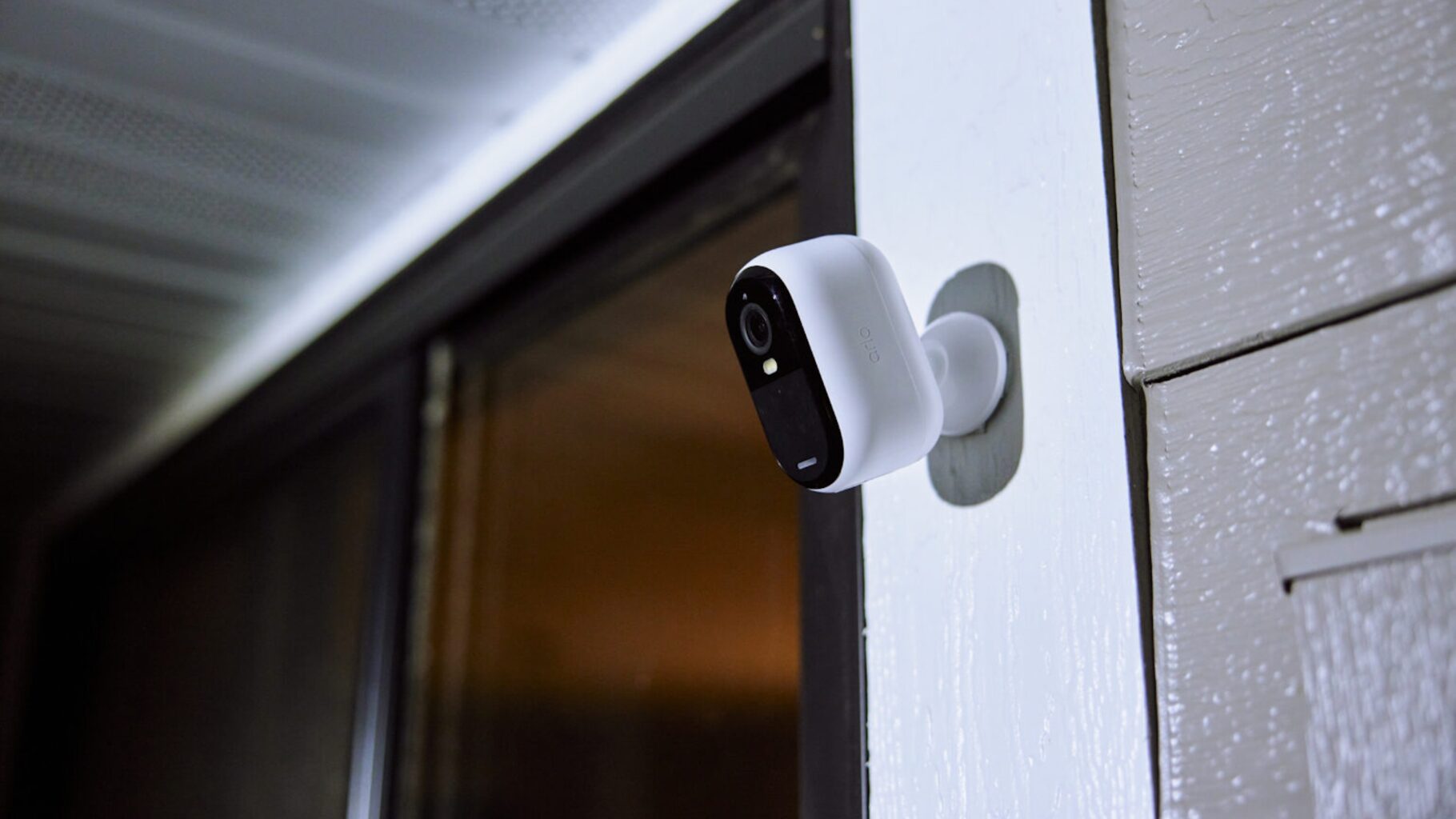 Arlo Essential 2K Outdoor Review: Good Camera - But With Extra Costs